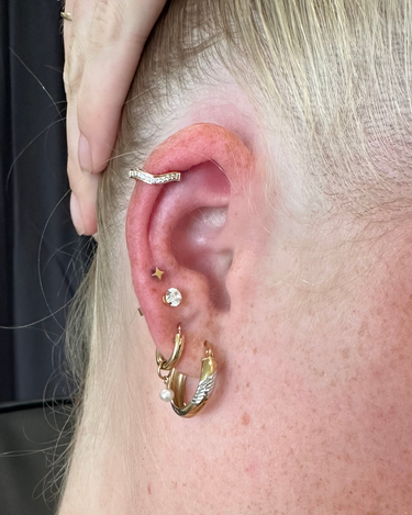 Helix Piercing Guide | Placement, Pain, Healing & Jewellery Tips – covetear