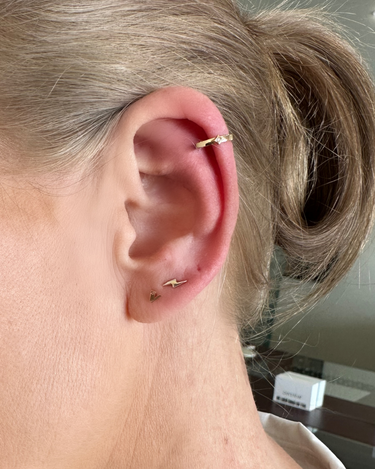 Helix Piercing Guide | Placement, Pain, Healing & Jewellery Tips – covetear