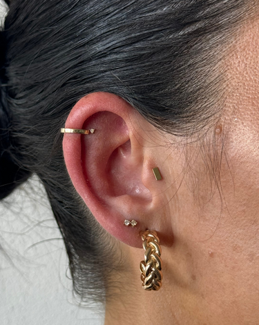 Tragus Piercing Guide | Pain, Healing, Jewellery & Styling Tips – covetear